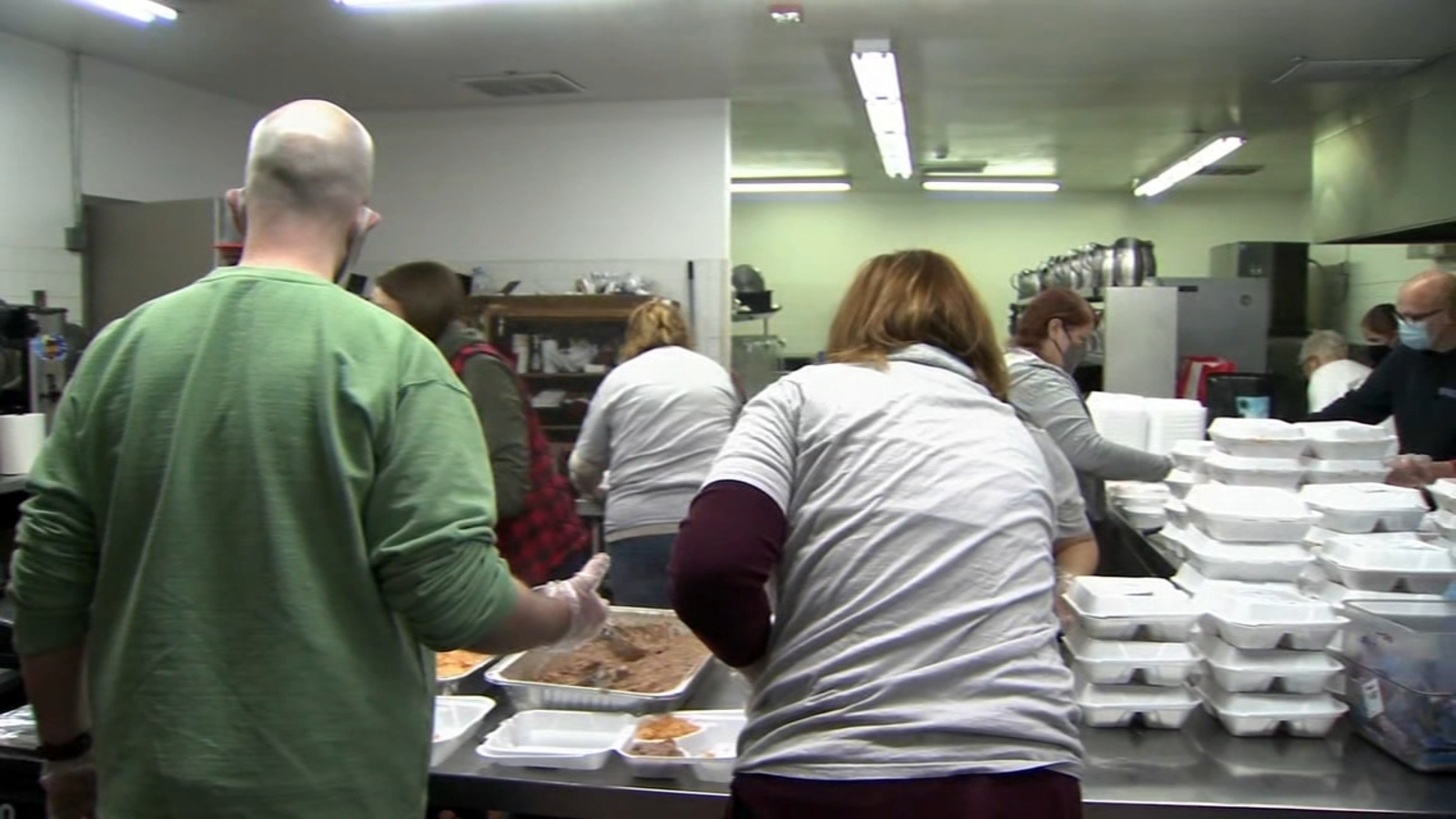 Local nonprofit provides warm meals to patients and staff at Community ...