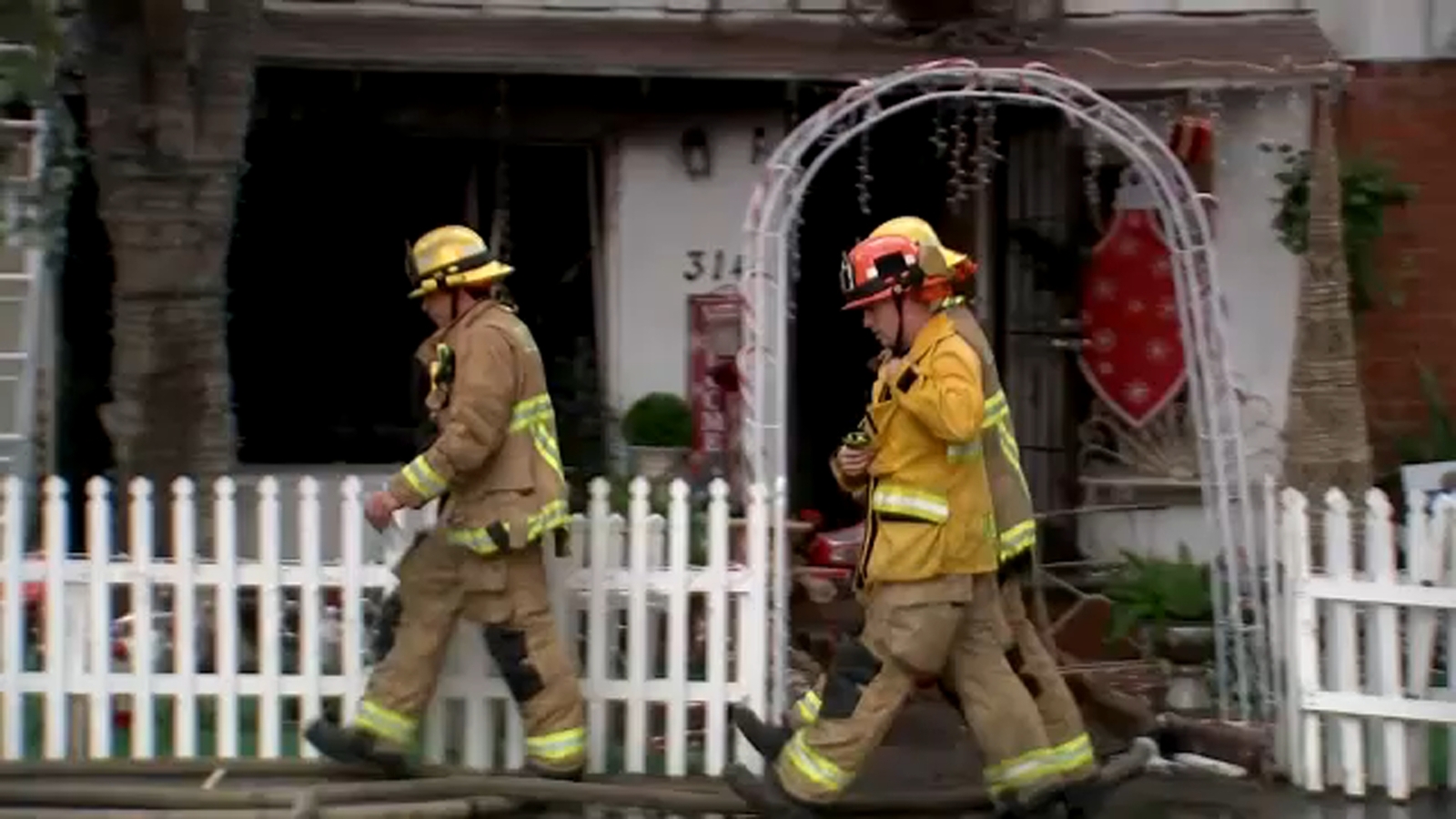 5 kids, 3 adults hospitalized after fire rips through apartment ...
