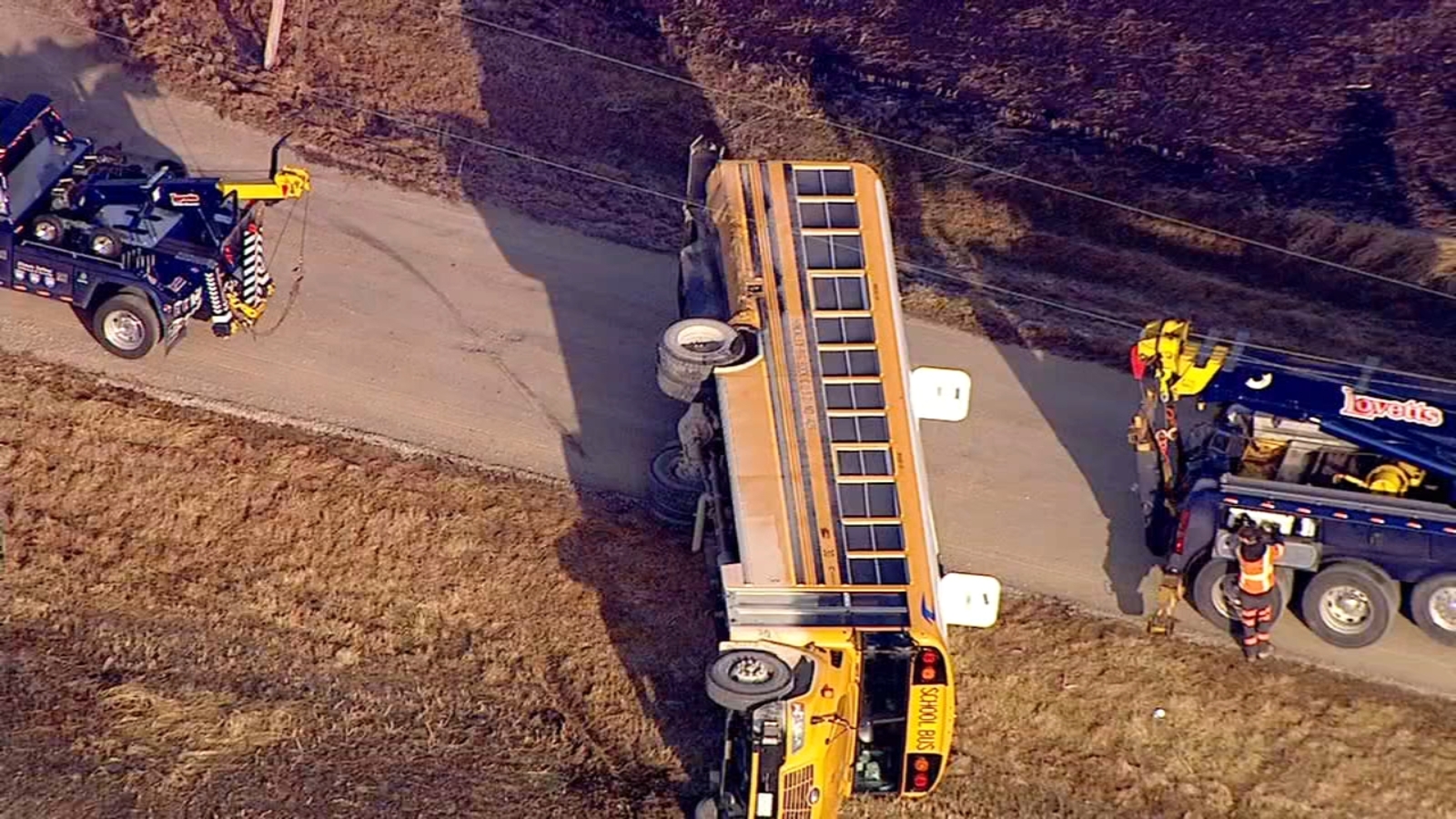 DeKalb County crash leaves school bus on its side at Somonauk, Shabbona ...