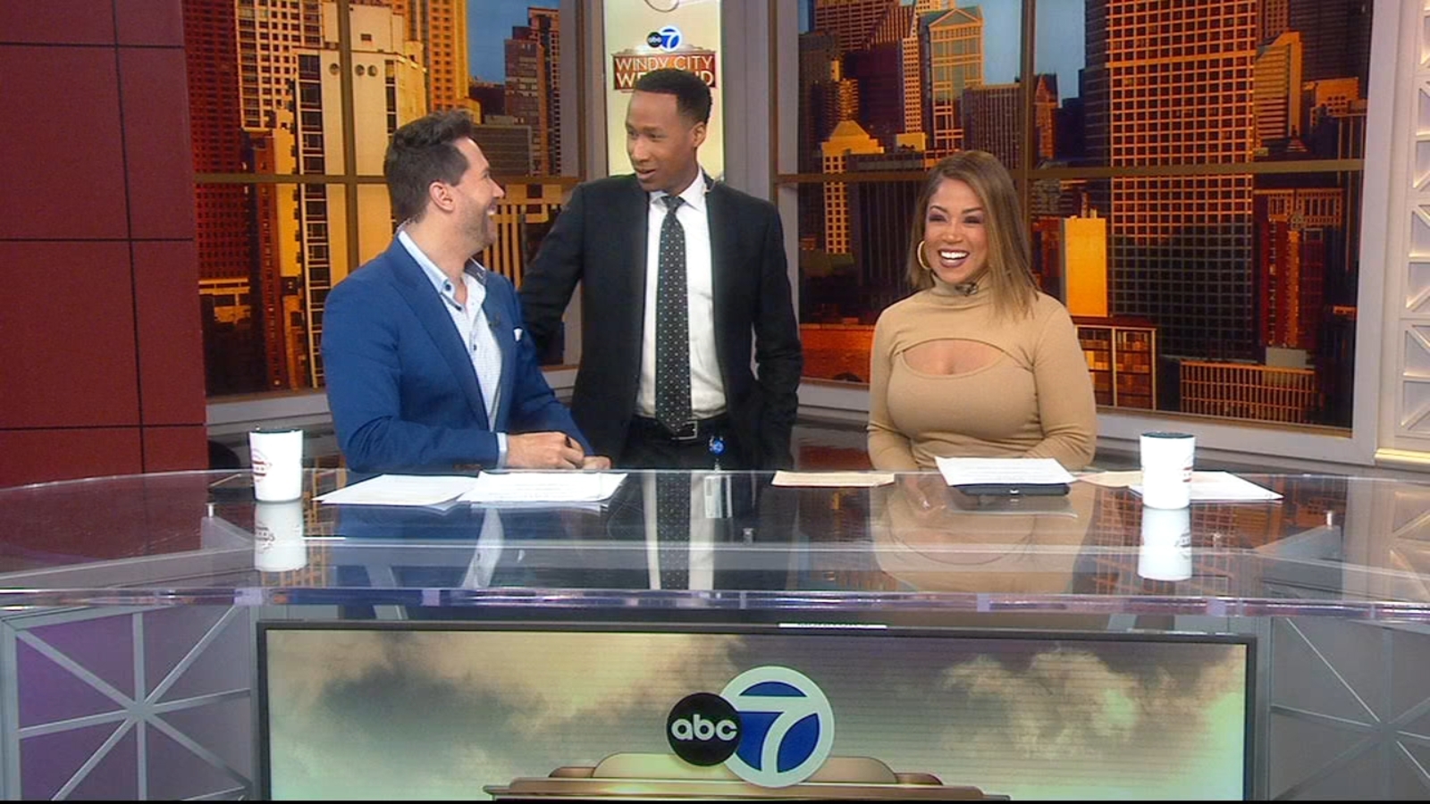 Windy City Weekend: Ryan, Val talk Mega Millions, dating deal breakers ...
