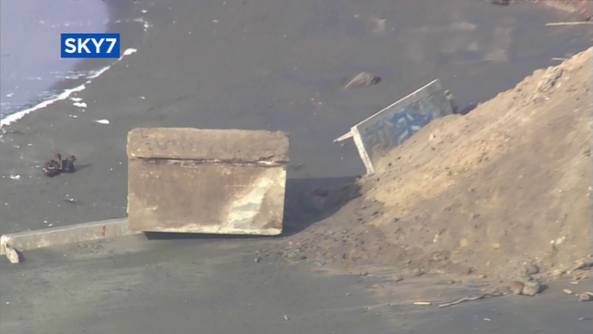 Stranded sailor running out of time to save his sailboat off the ...