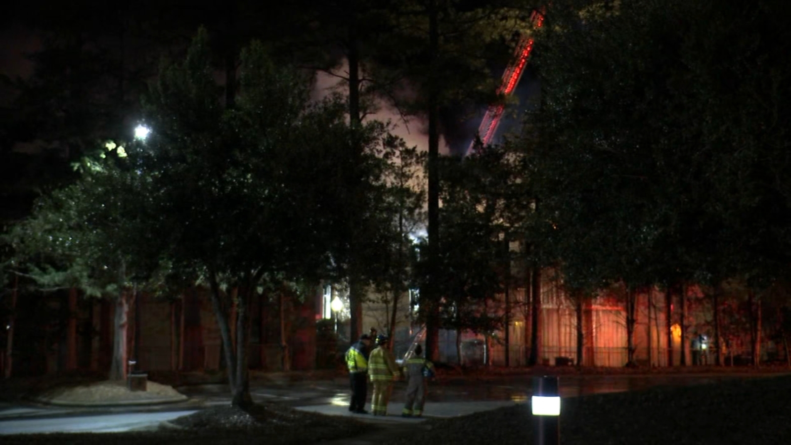 Firefighters extinguish fire at Raleigh building - ABC11 Raleigh-Durham