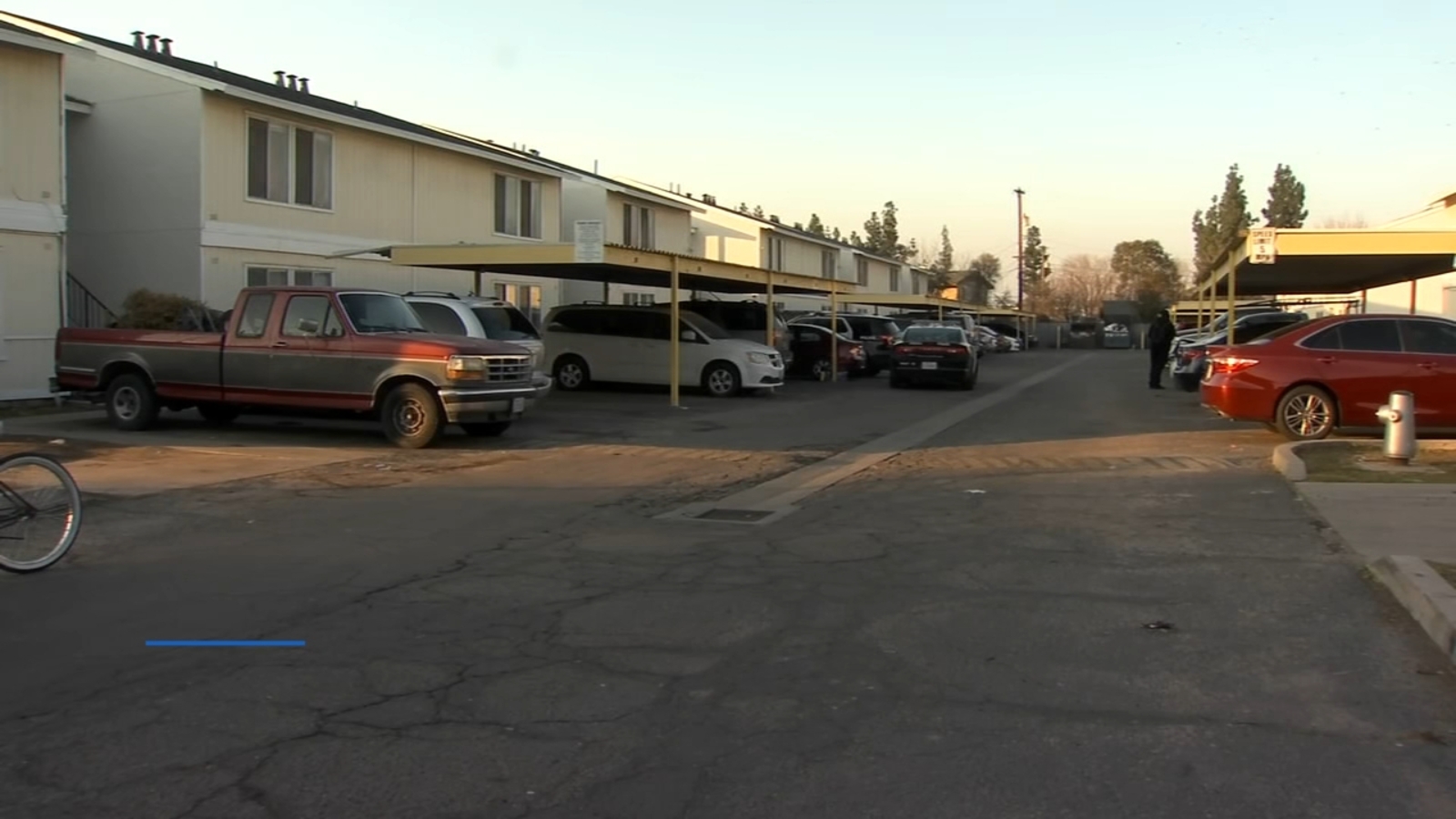 4 teenagers detained after stabbing incident at Fresno apartment complex - ABC30 Fresno