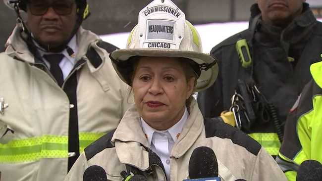 Fire in Chicago today: 1 dead in extra-alarm blaze that tore through ...