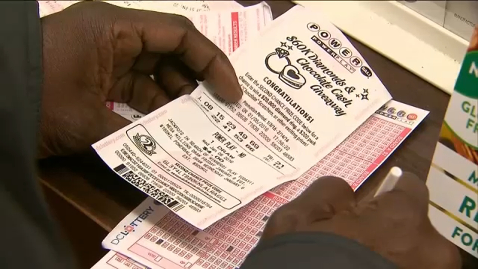 Powerball winning numbers 2/4: Jackpot of $700M up for grabs - ABC7 New ...