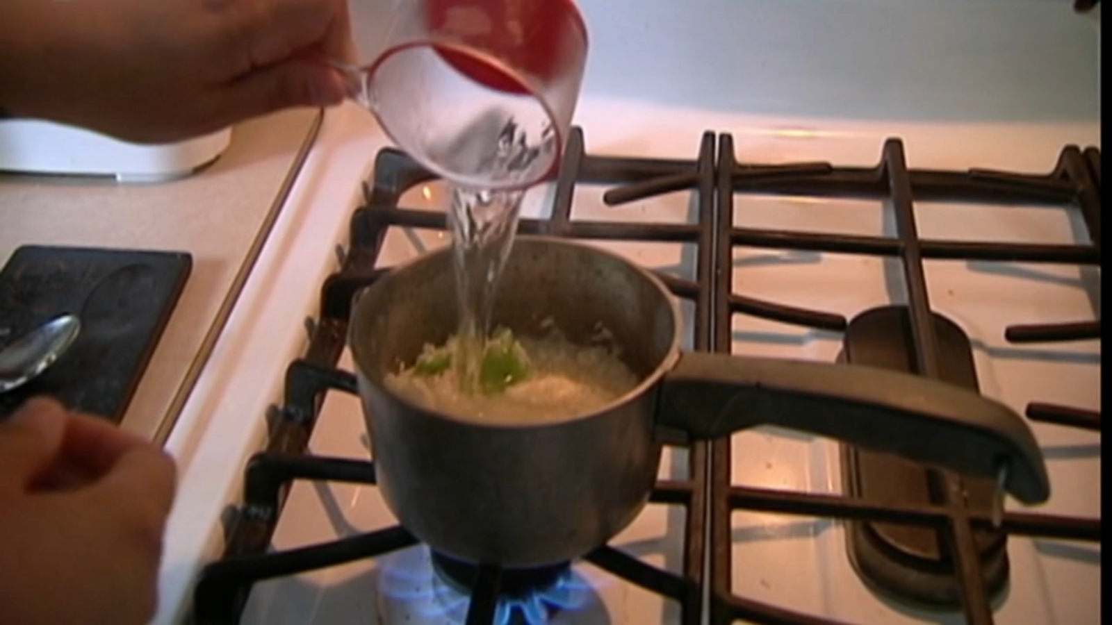 How to treat burns: Doctor shares most common causes of burn injuries ...