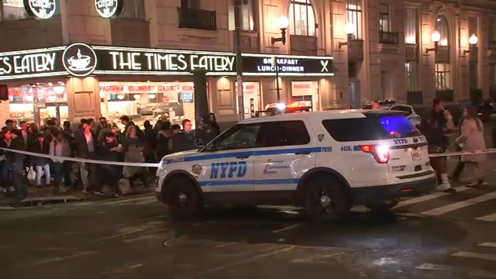 Times Square Shooting Deadly Shooting In Midtown May Have Been Drug