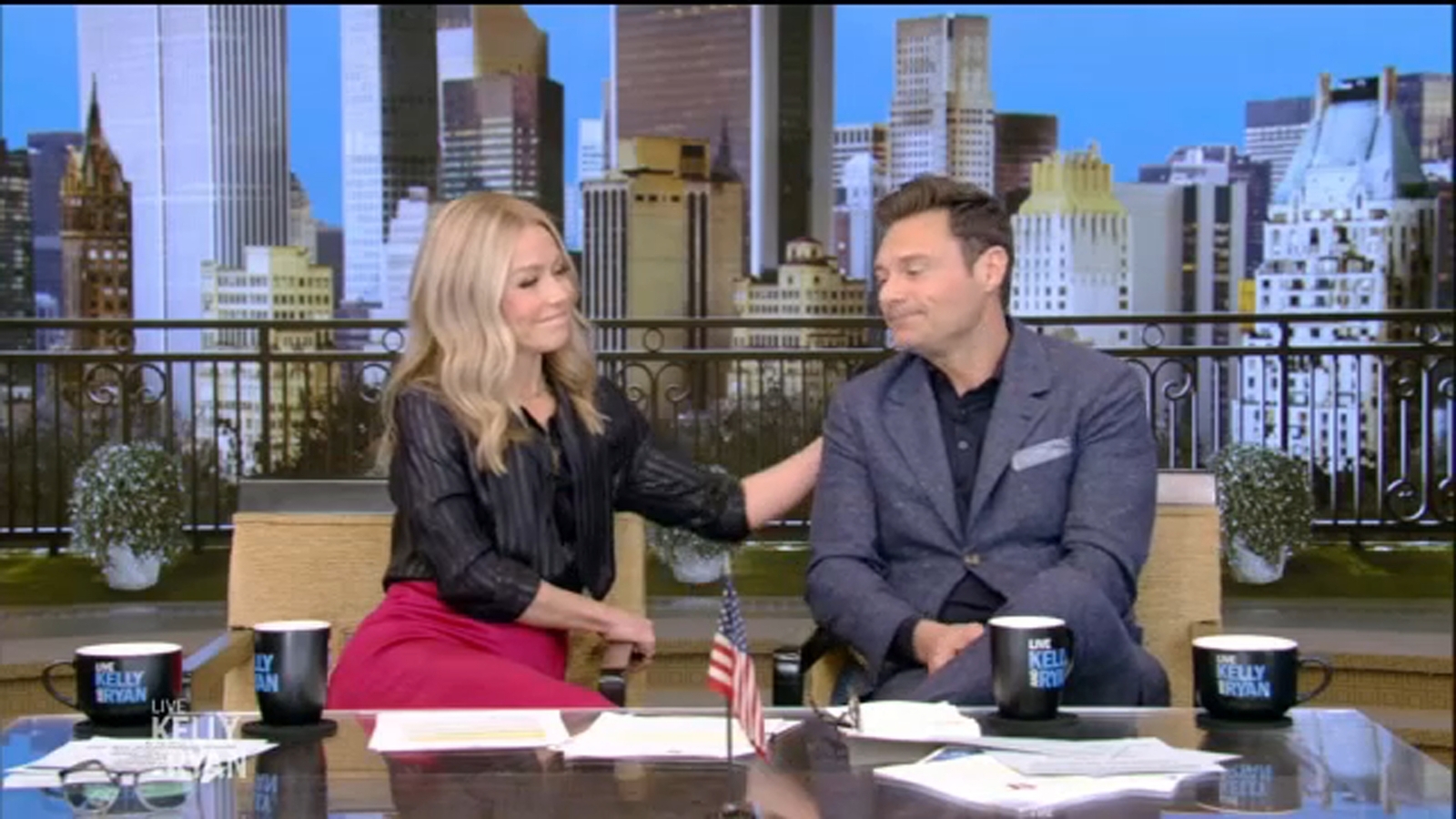 Ryan Seacrest stepping away from 'Live with Kelly and Ryan' in April ...