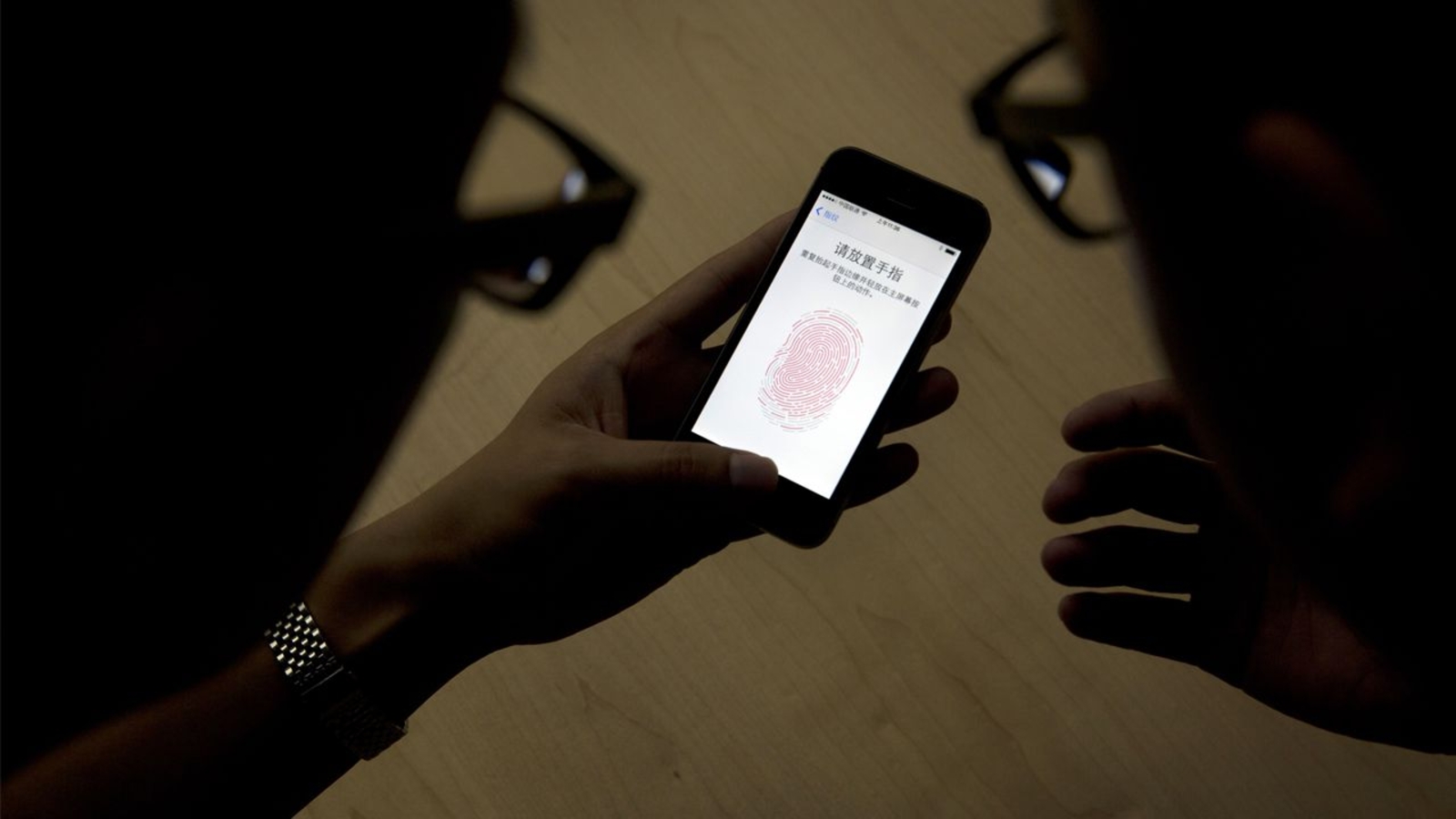 Justice department to keep fighting Apple to unlock iPhone in Brooklyn ...