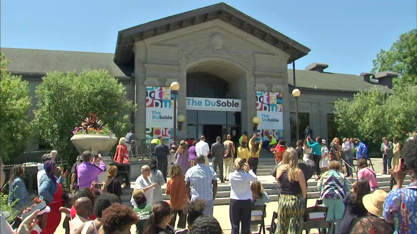 How Chicago's DuSable Black History Museum and Education Center is ...
