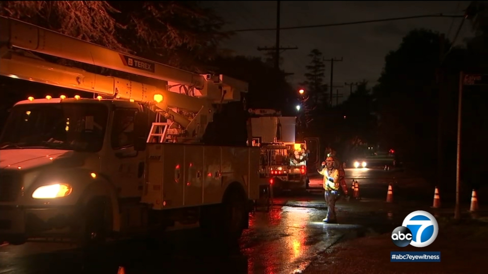 Tarzana power outage leaves thousands in dark for days as LADWP crews ...