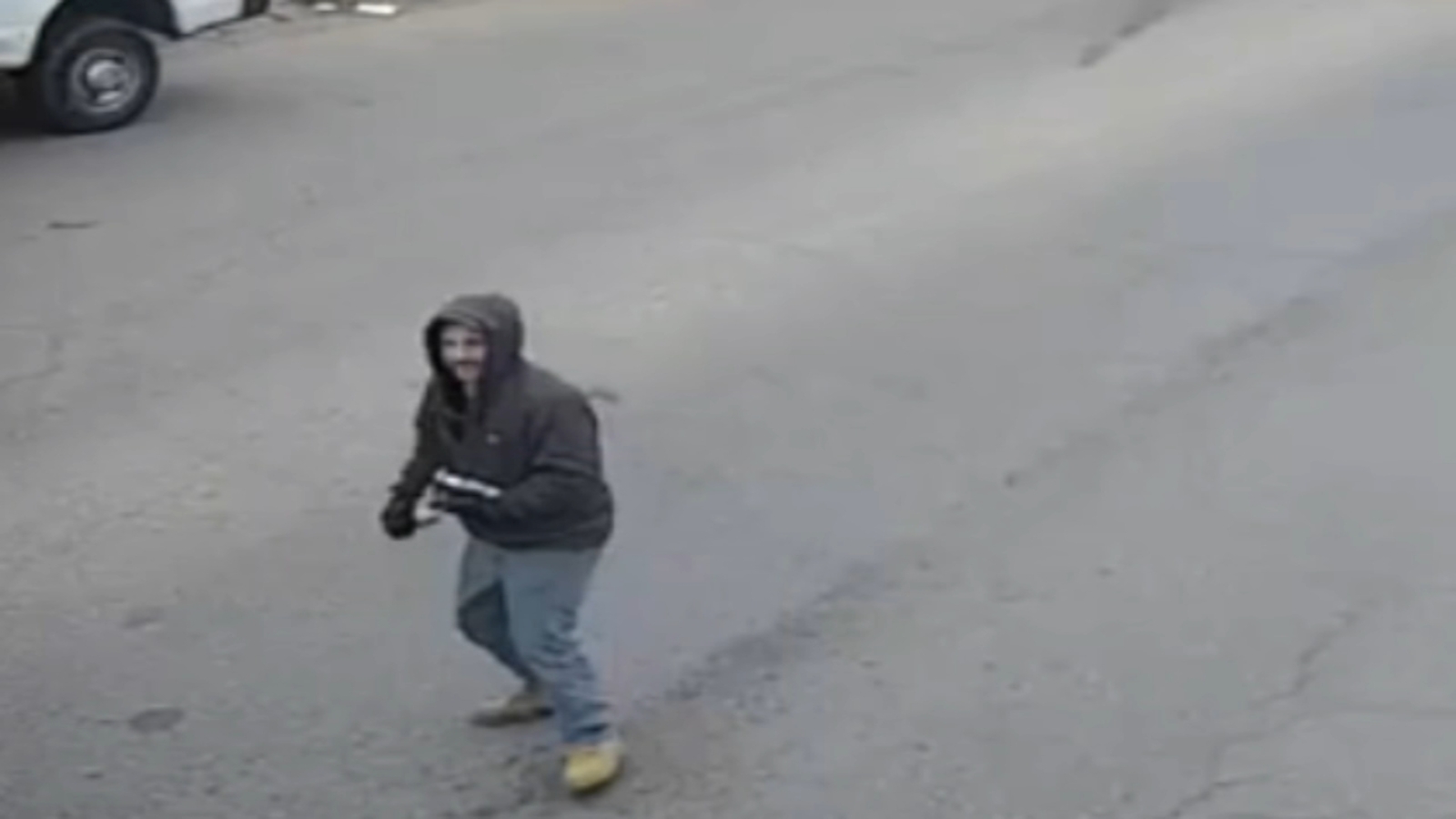 Police search for suspect who cut Comcast Xfinity fiber-optic data ...