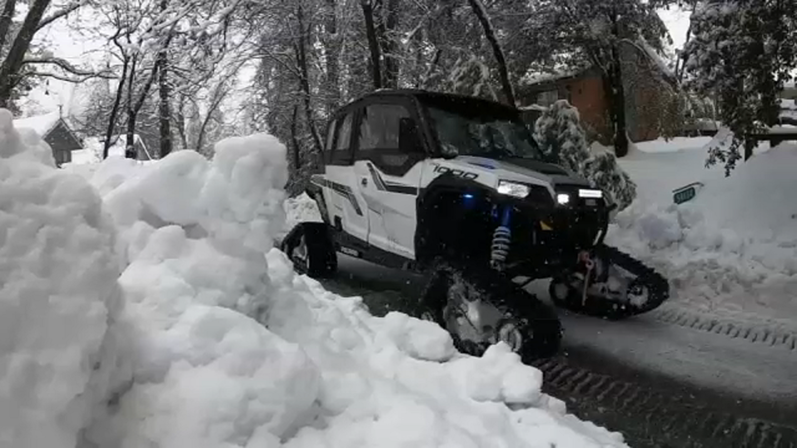Neighbors help each other during days-long power outage in Madera ...