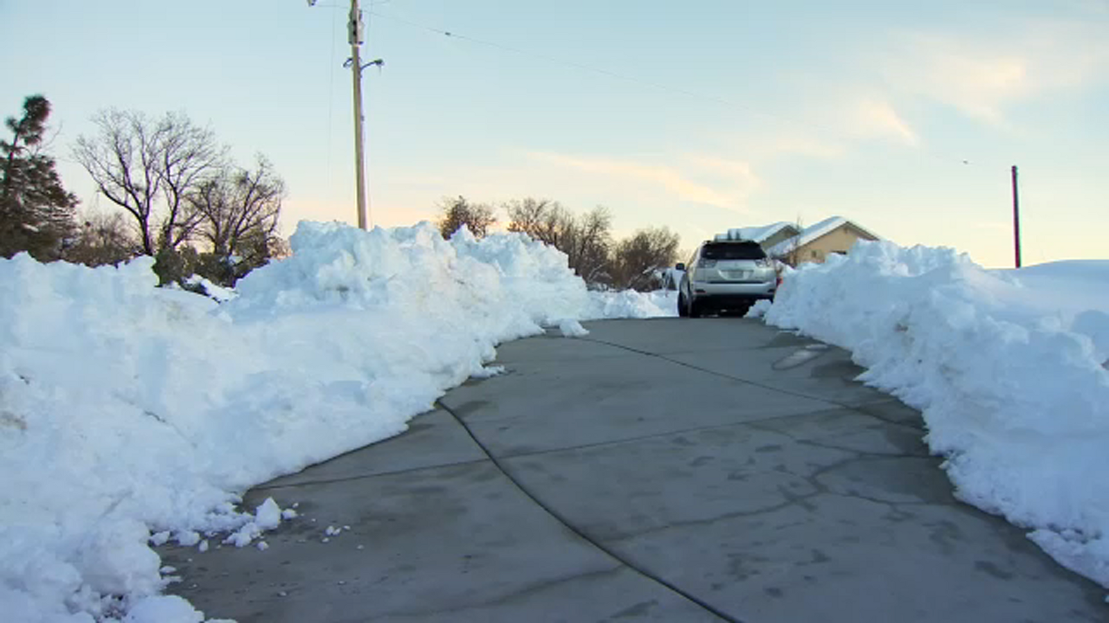 North Fork residents dig out from several feet of snow - ABC30 Fresno