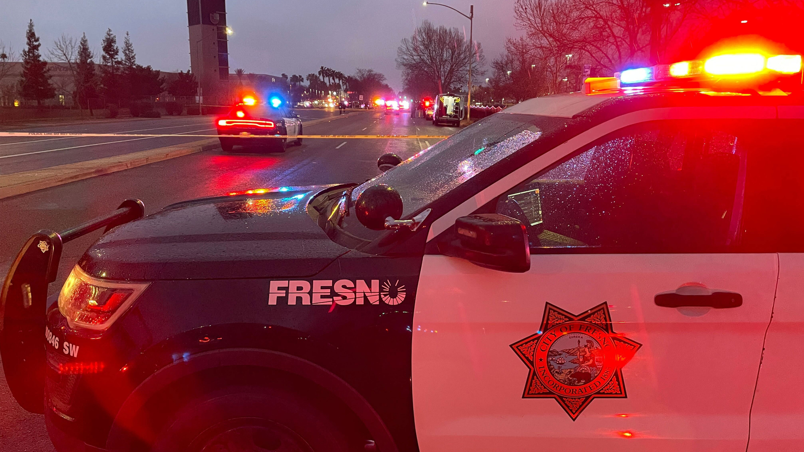 Two Fresno Police officers shoot, kill wanted suspect in Northwest Fresno - ABC30 Fresno