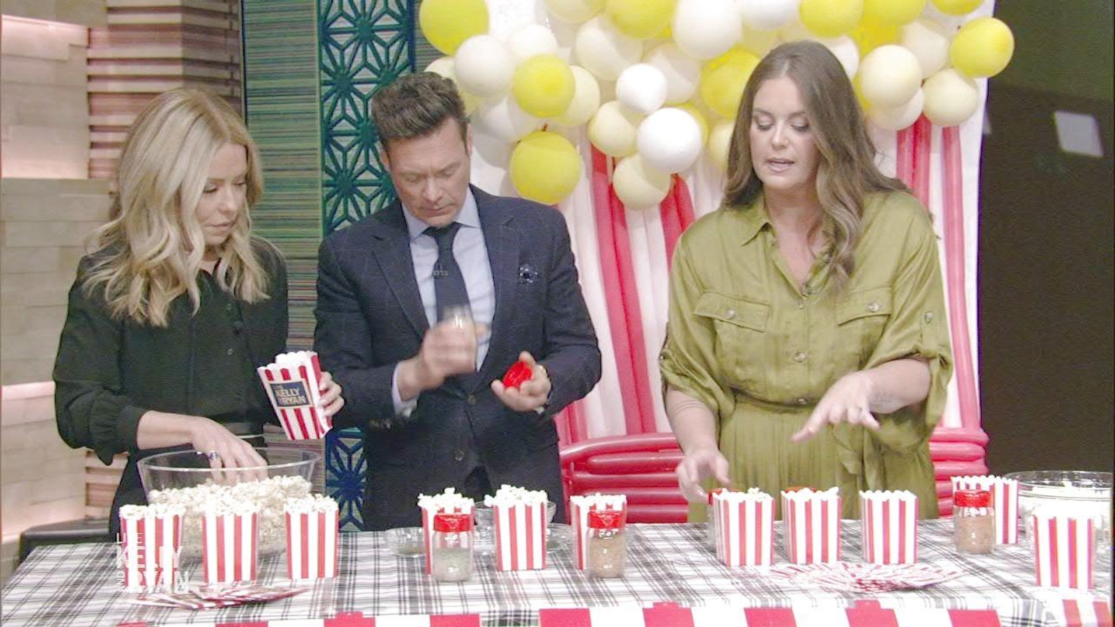 Live! with Kelly & Ryan - 03/06/23 - ABC7 Chicago