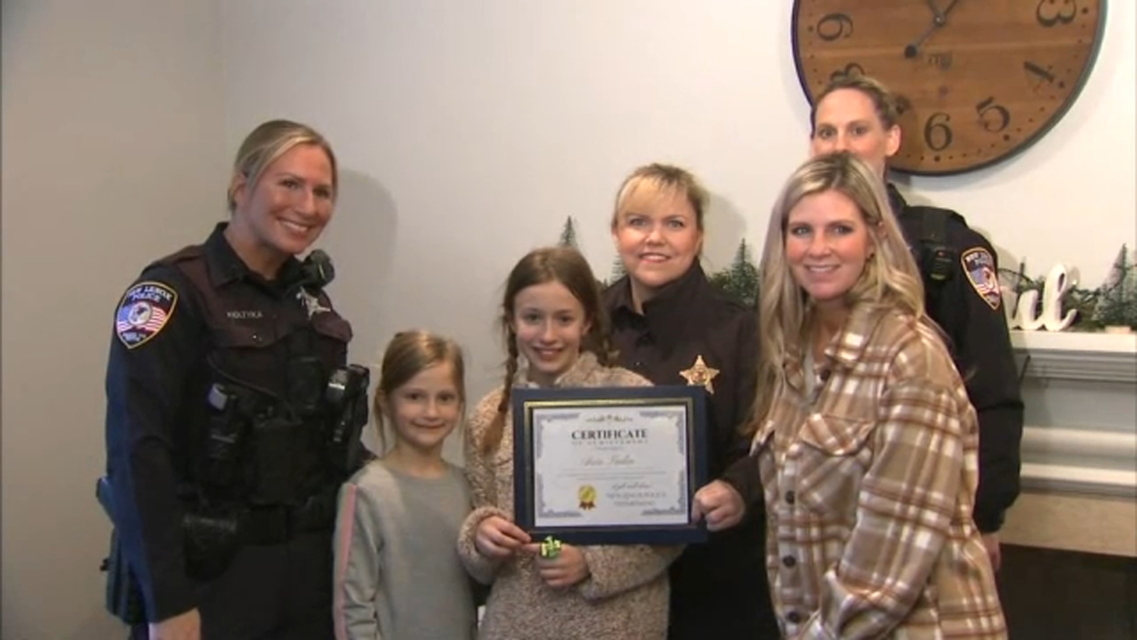 New Lenox girl, Aria Tadin, honored for calling 911 to save mom's life ...