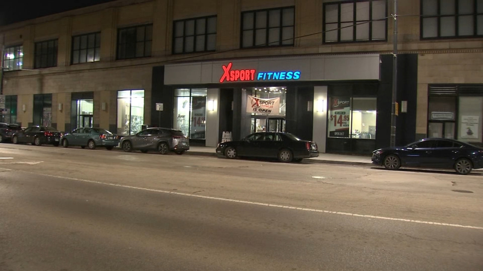 Chicago Robbery Man Robbed At Gunpoint While Leaving Ashland Avenue