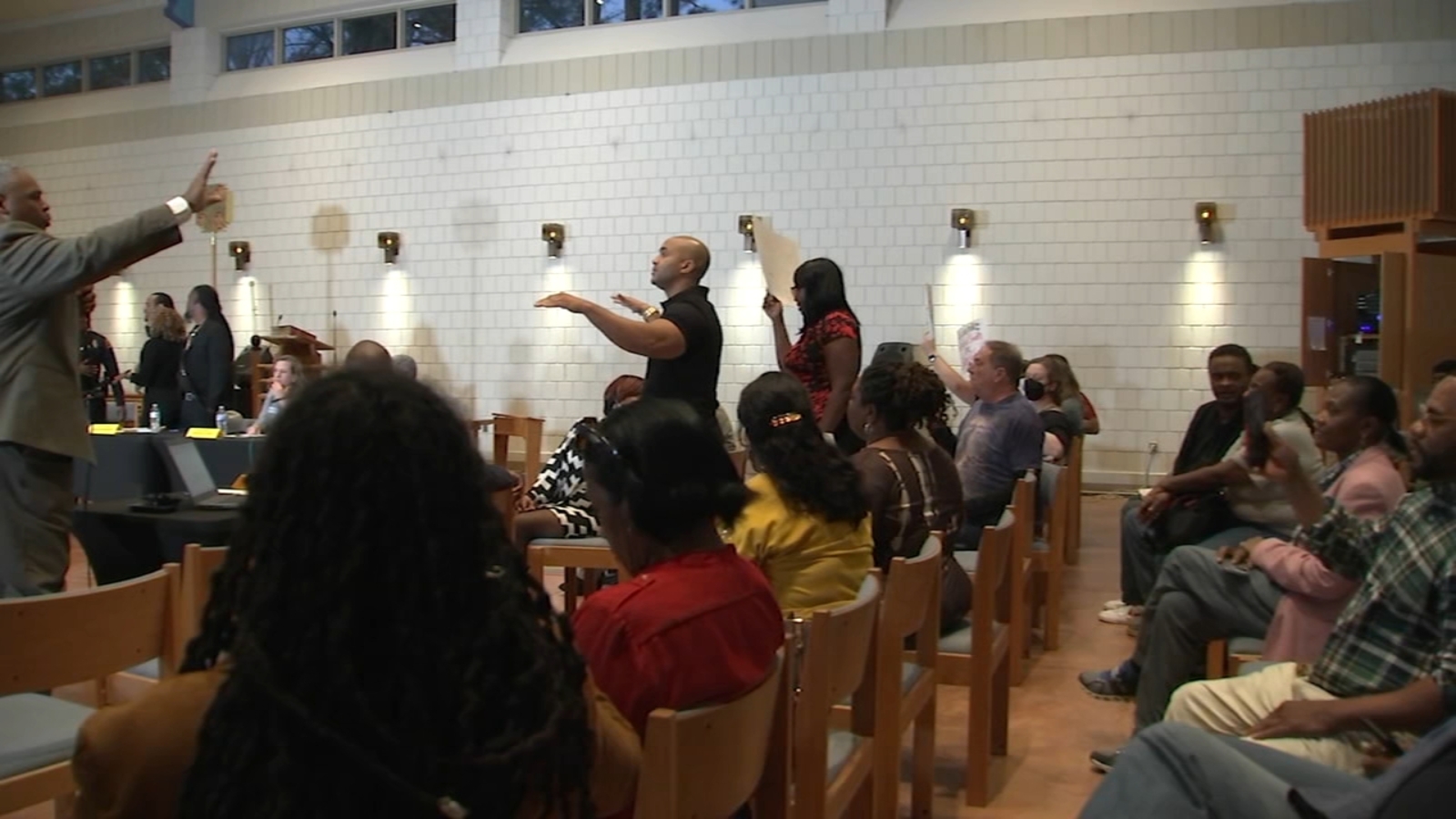 Community conversation in Raleigh turns into yelling match - ABC11 ...