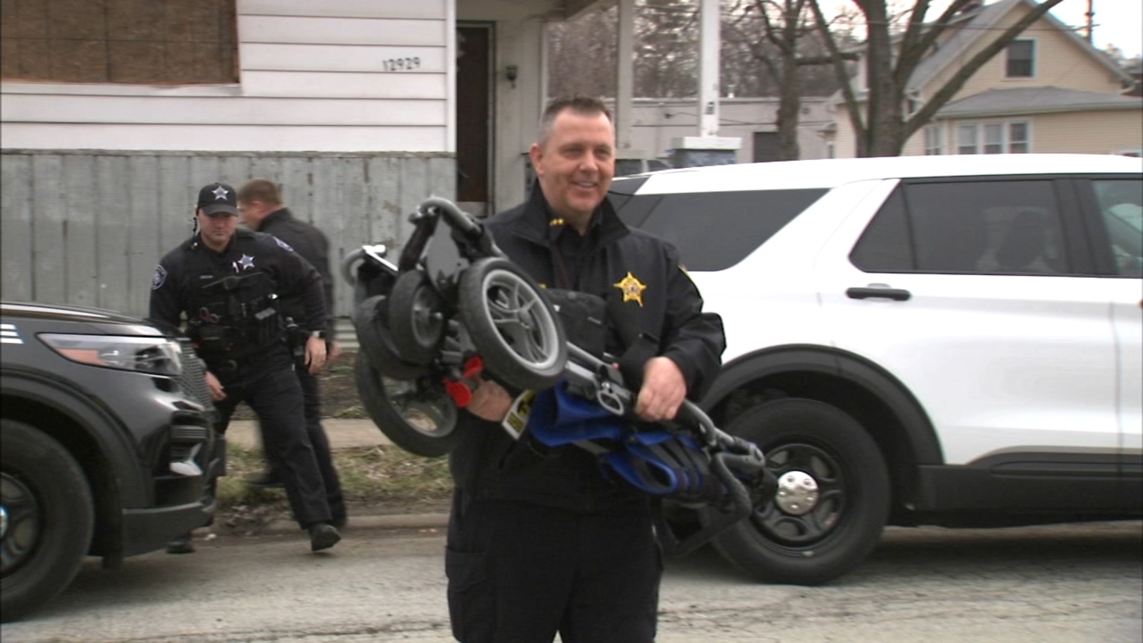 Blue Island police return medical equipment stolen from mother of teen ...