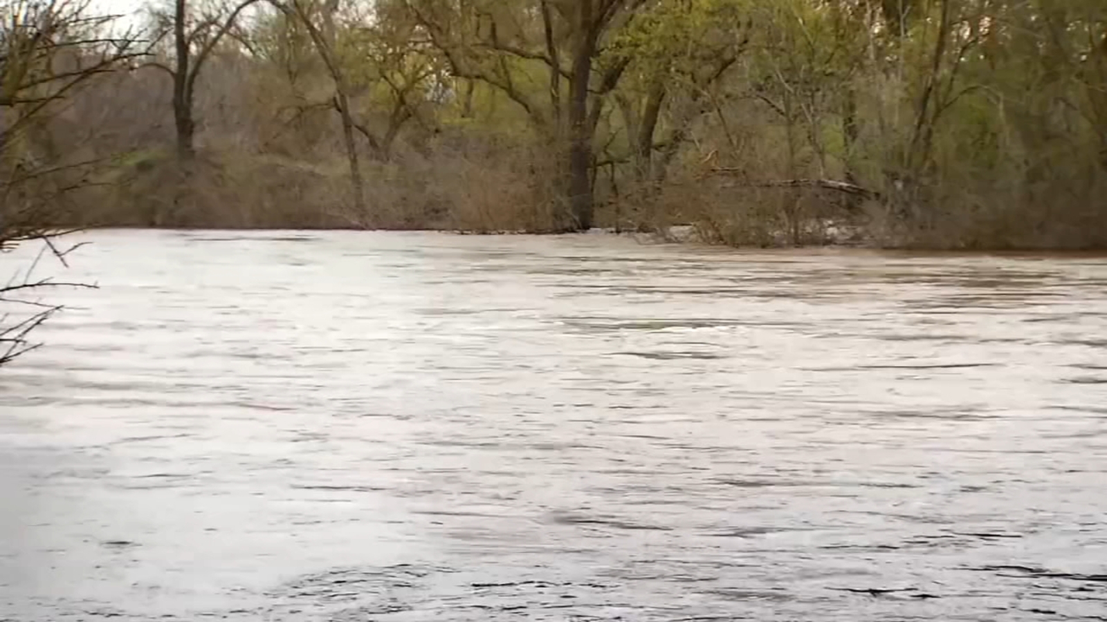Rising Merced River leaves homes flooded in Stevinson - ABC30 Fresno