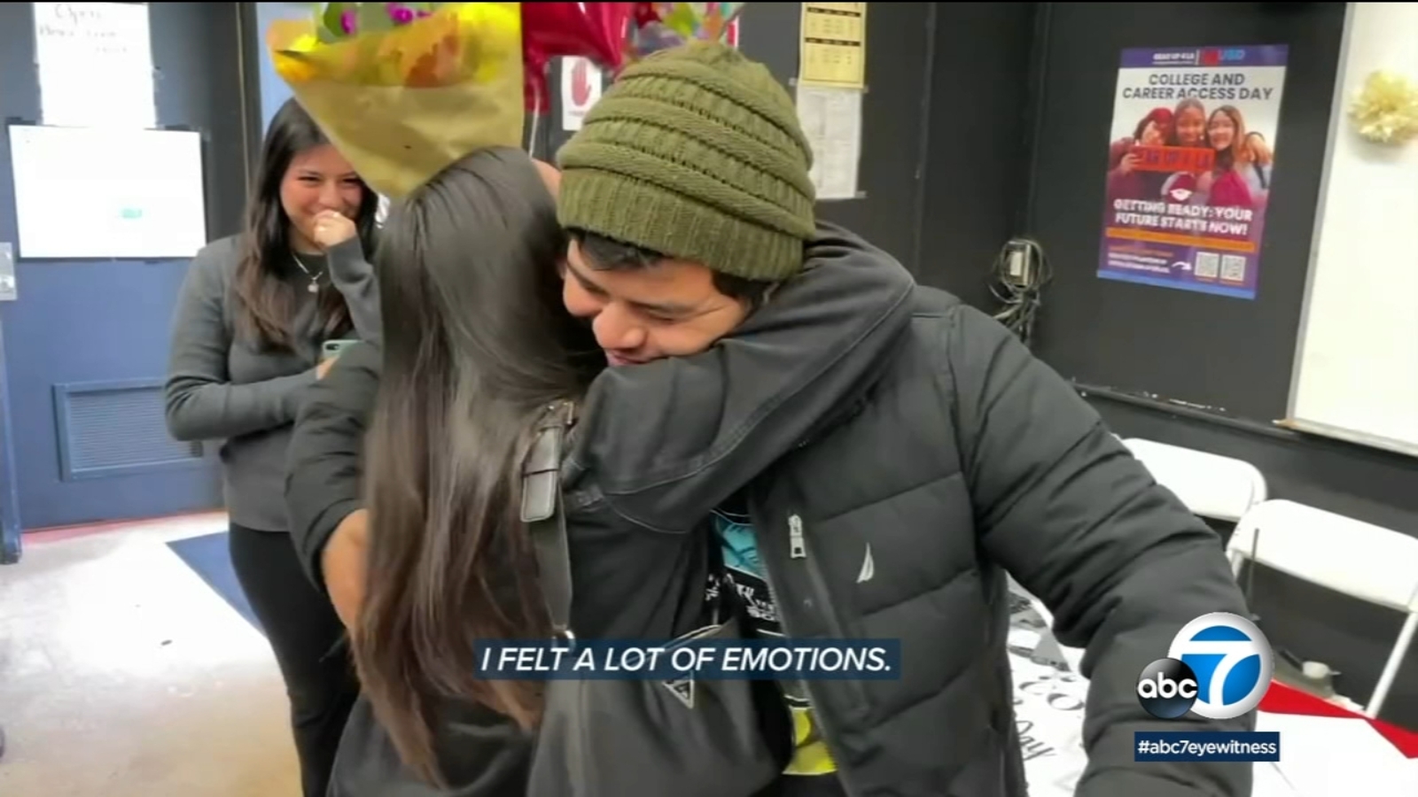 Madre de South Gate no puede controlar las lágrimas ante la entrega ...