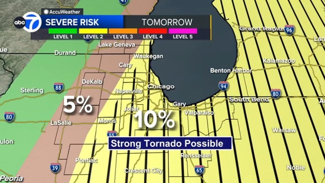 LIVE Chicago weather forecast: Strong storms down trees, power lines; 2 ...