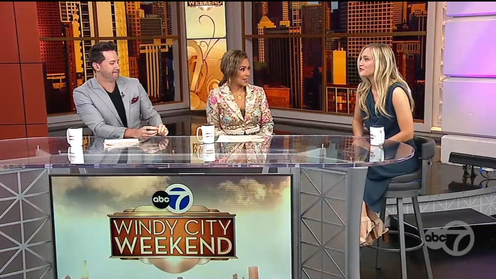 'Windy City Weekend': Wheel of Fortune's Maggie Sajak joins Ryan, Val ...
