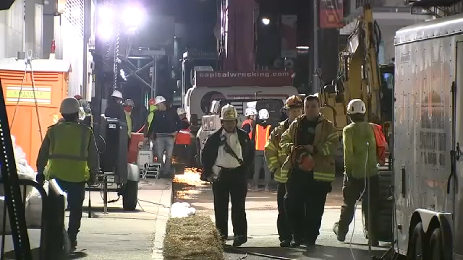 NYC parking garage collapse: Demolition of Lower Manhattan structure ...