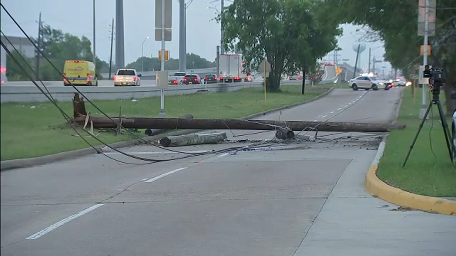 Alief Clodine westbound lanes at Howell Road closed after downed power ...
