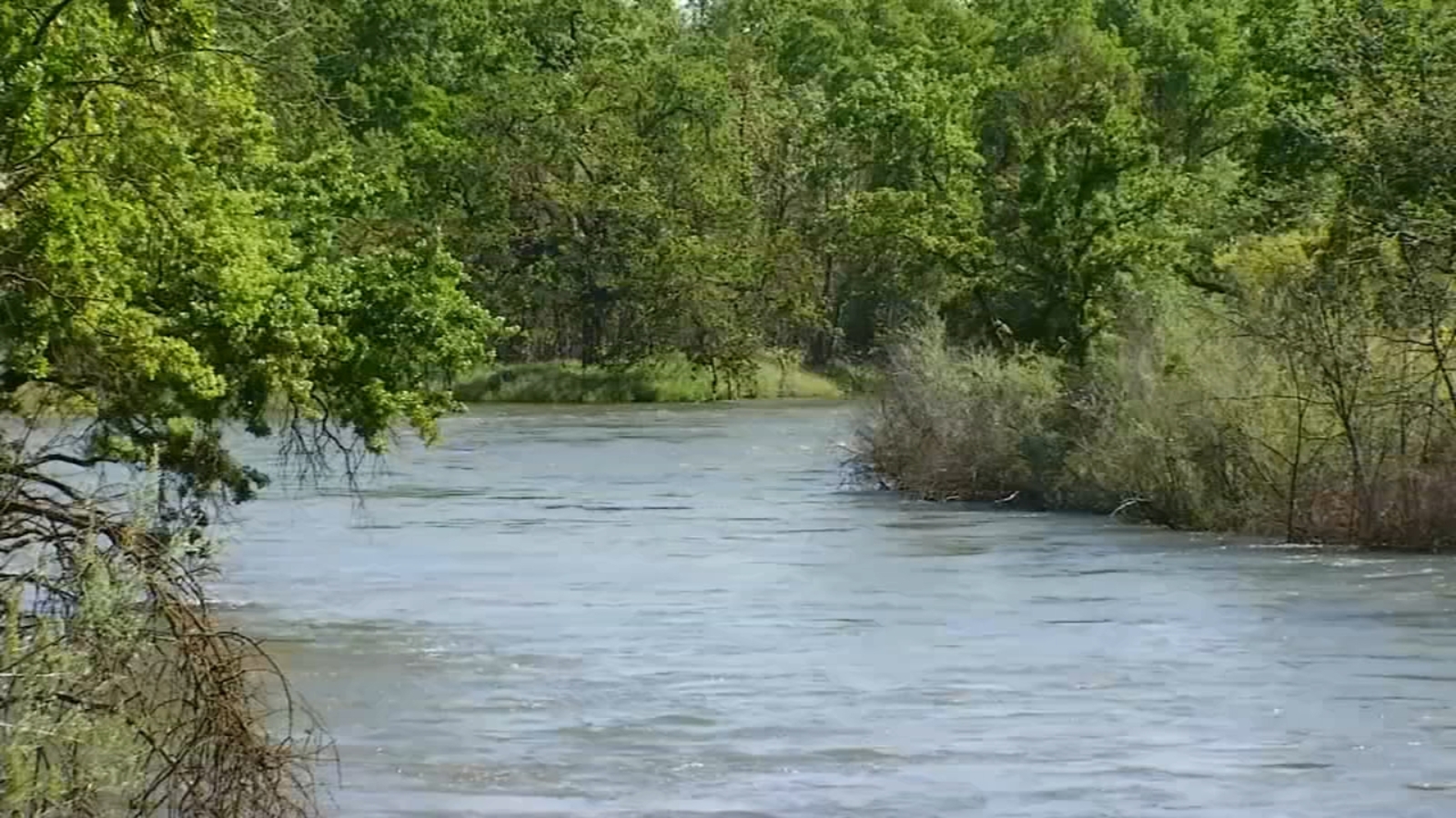 Staying cool while avoiding closed rivers in Merced County - ABC30 Fresno