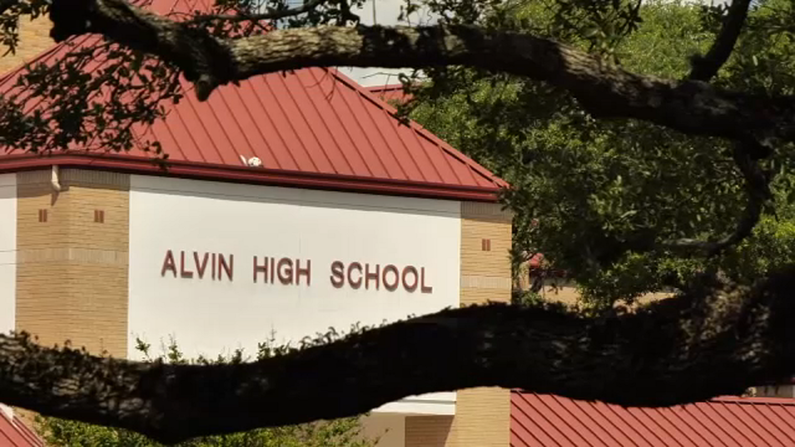 13 Investigates what Texas schools must release in alleged assaults and ...