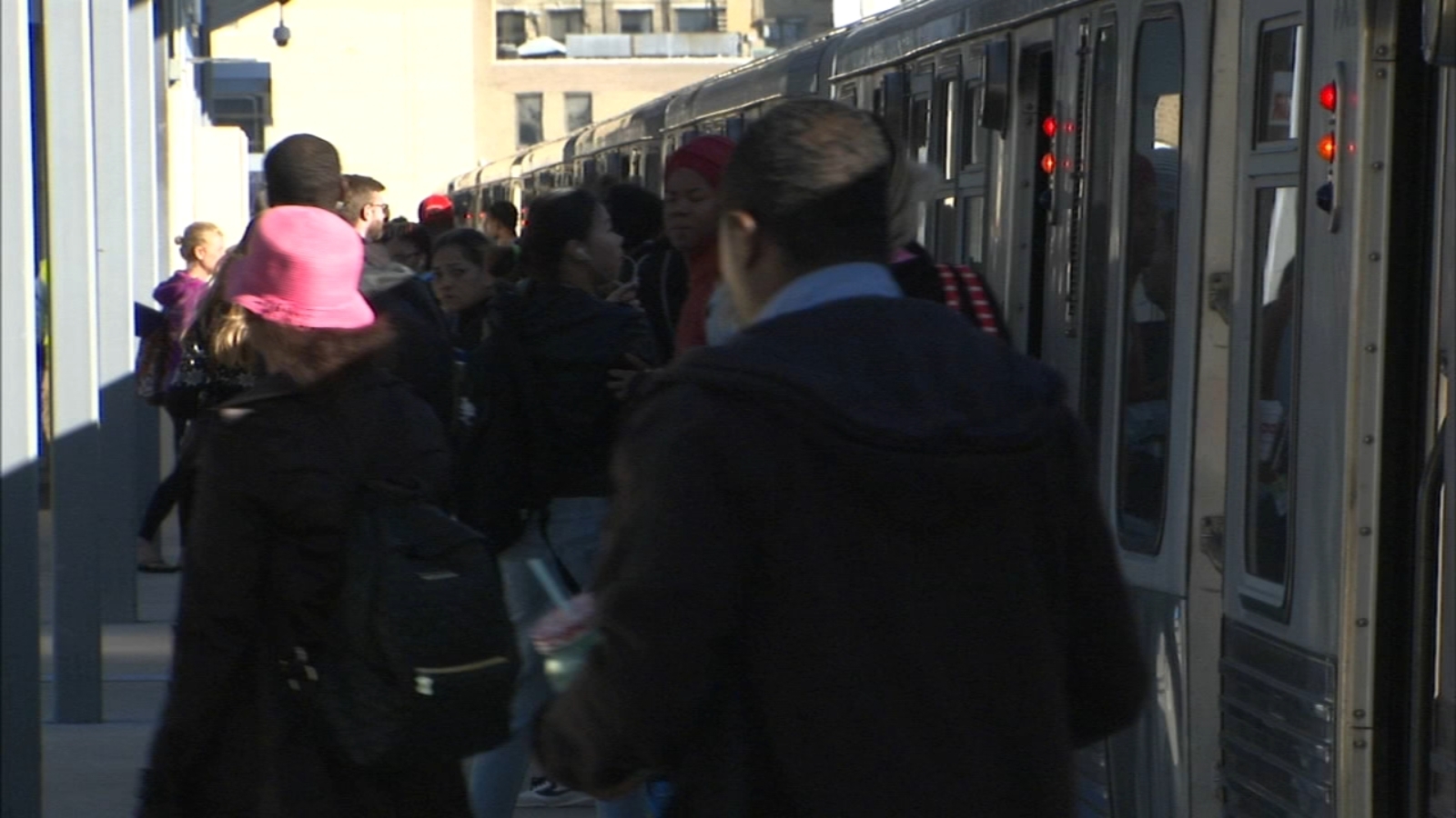 CTA gets $200M in federal funding for new train cars - ABC7 Chicago