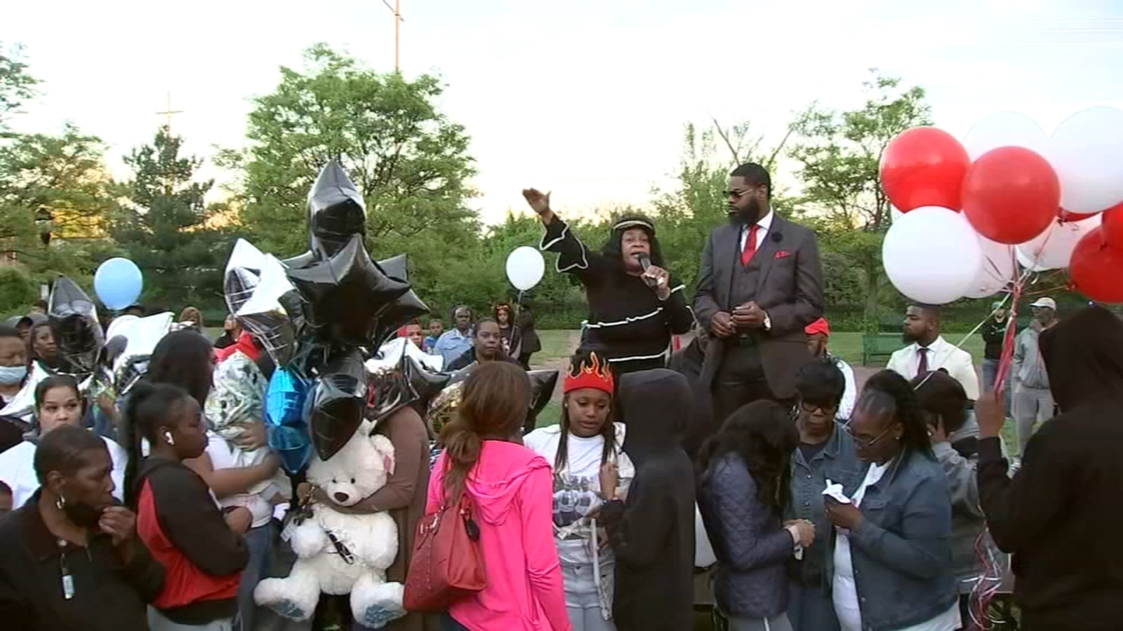 Vigil held for 9-year-old Jahaad Atkinson, 12-year-old Ahyir Womack ...