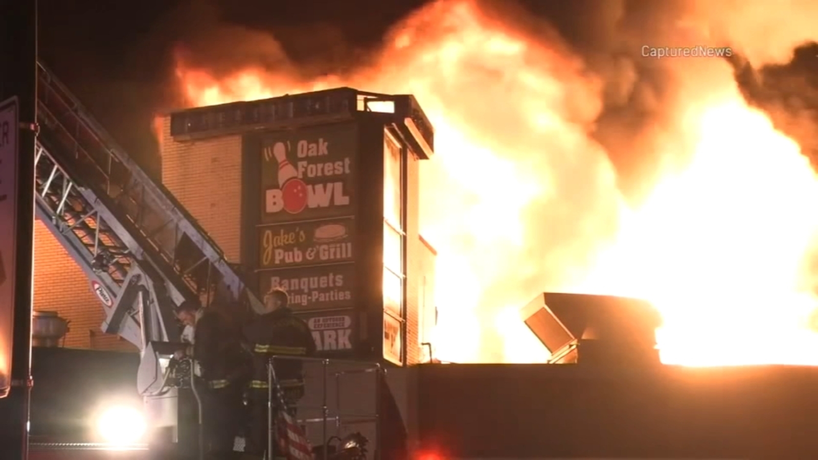 Oak Forest Bowl fire: Oak Forest bowling alley fire destroys business ...