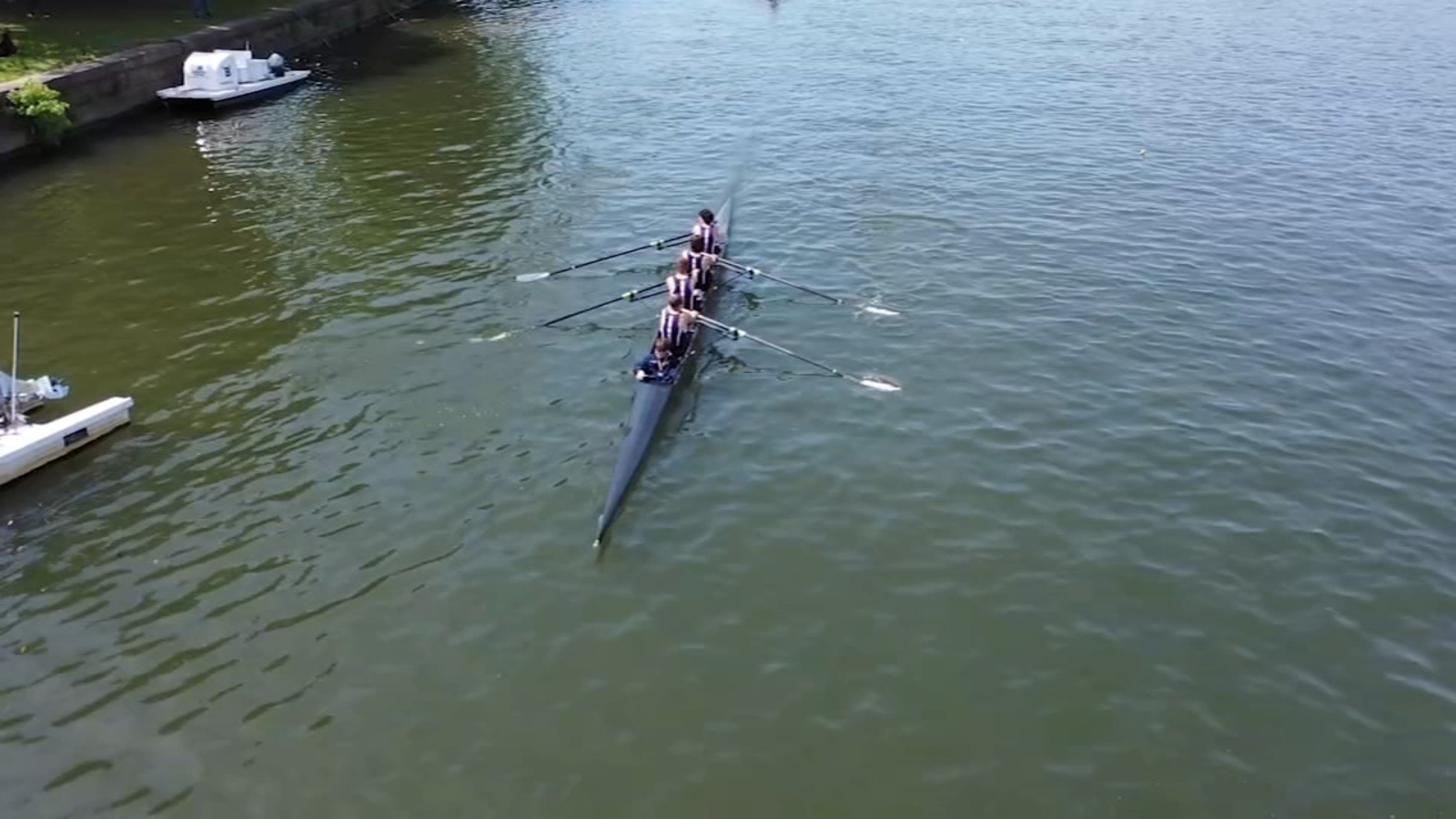 Philadelphia high school crew teams compete in Manny Flicks City ...