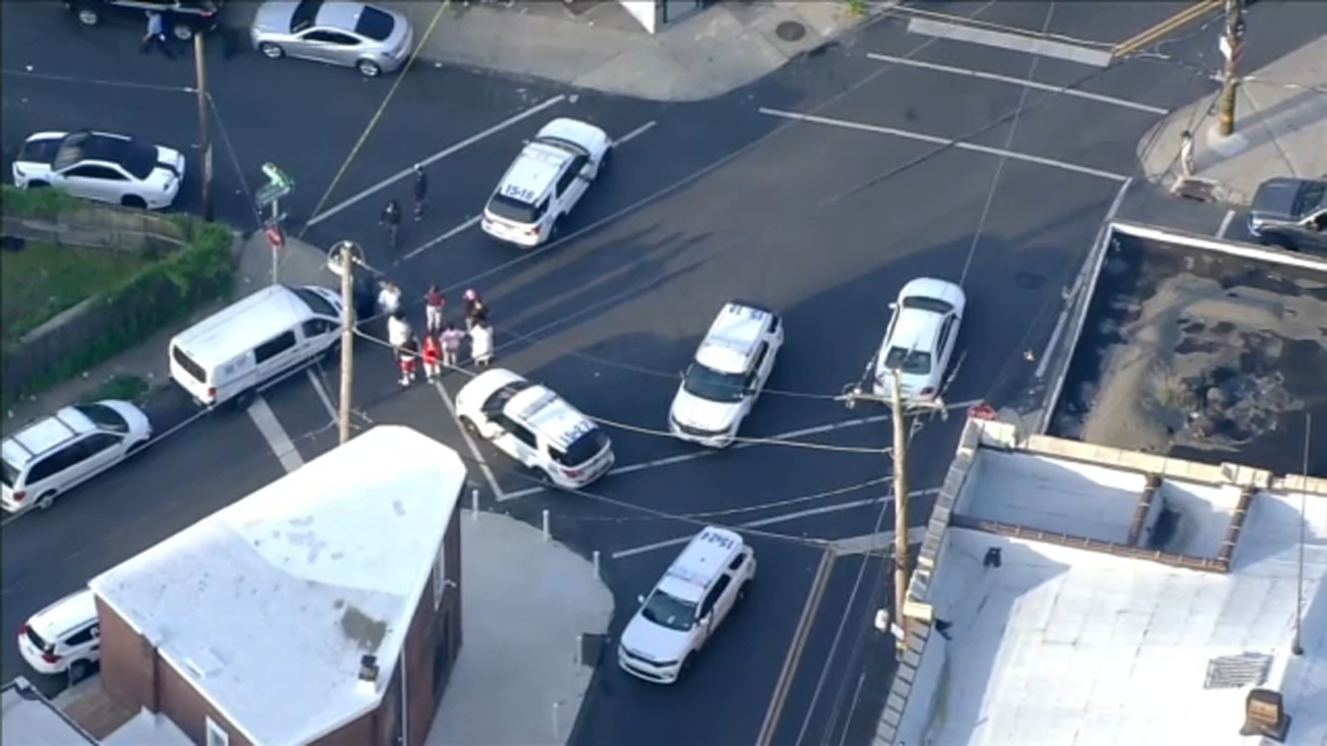 Philadelphia police investigate reported shootout near Frankford bar ...