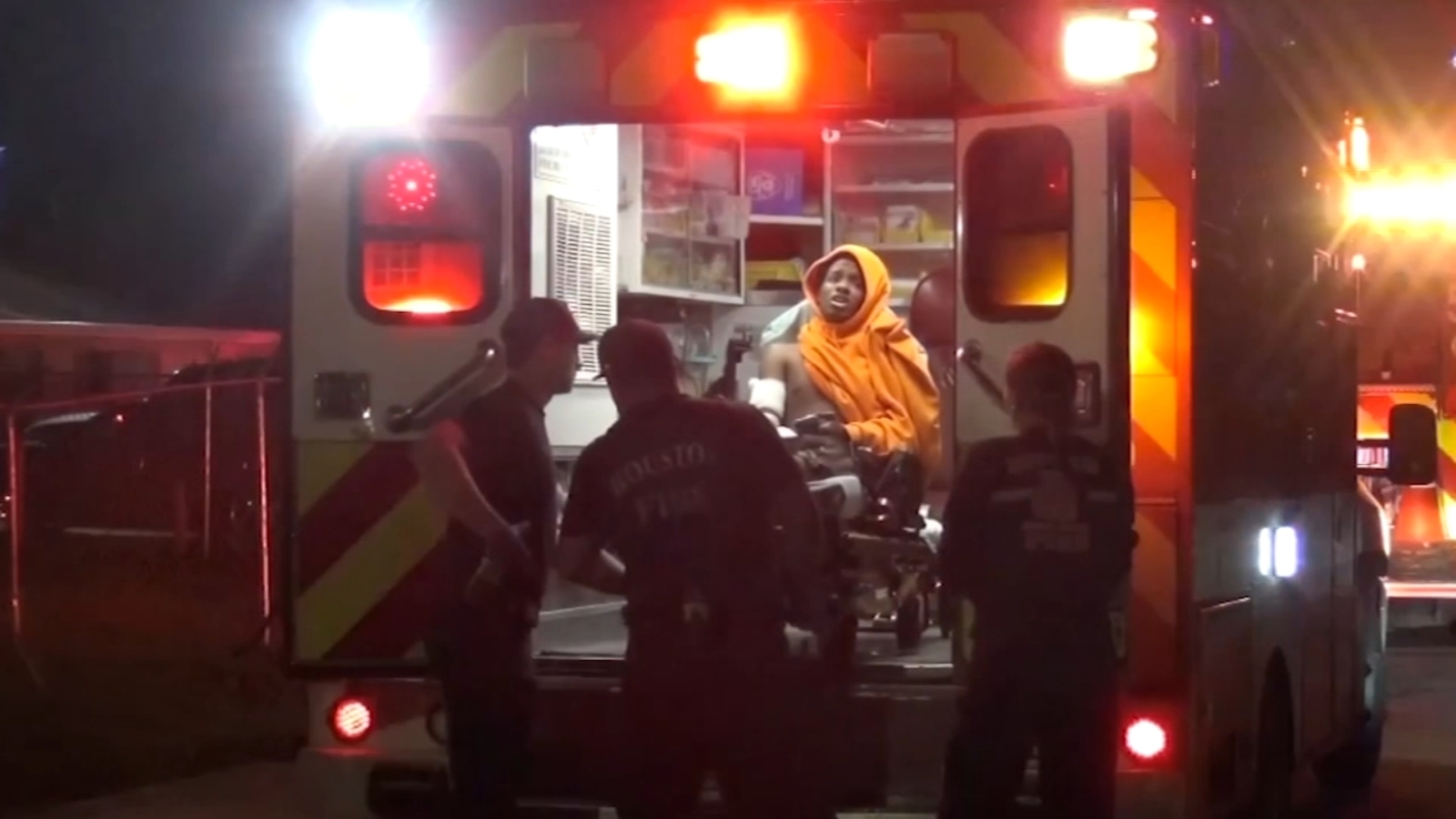 Houston Crime: 2 brothers and uncle shot after trying to stop fight ...