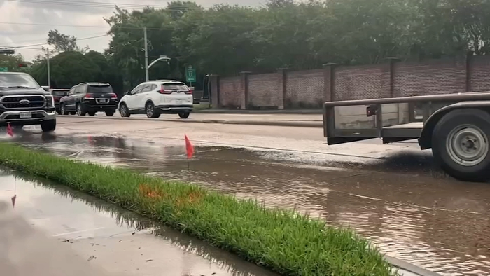 Water Main Break - ABC13 Houston