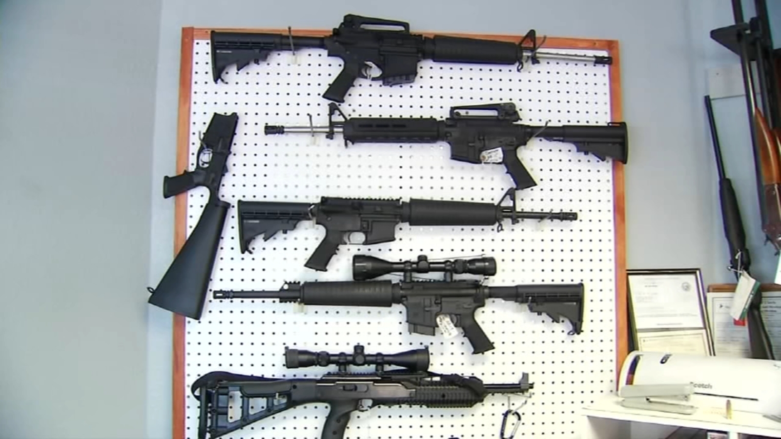 Assault weapons ban IL: US Supreme Court keeps Illinois law in place - ABC7 Chicago