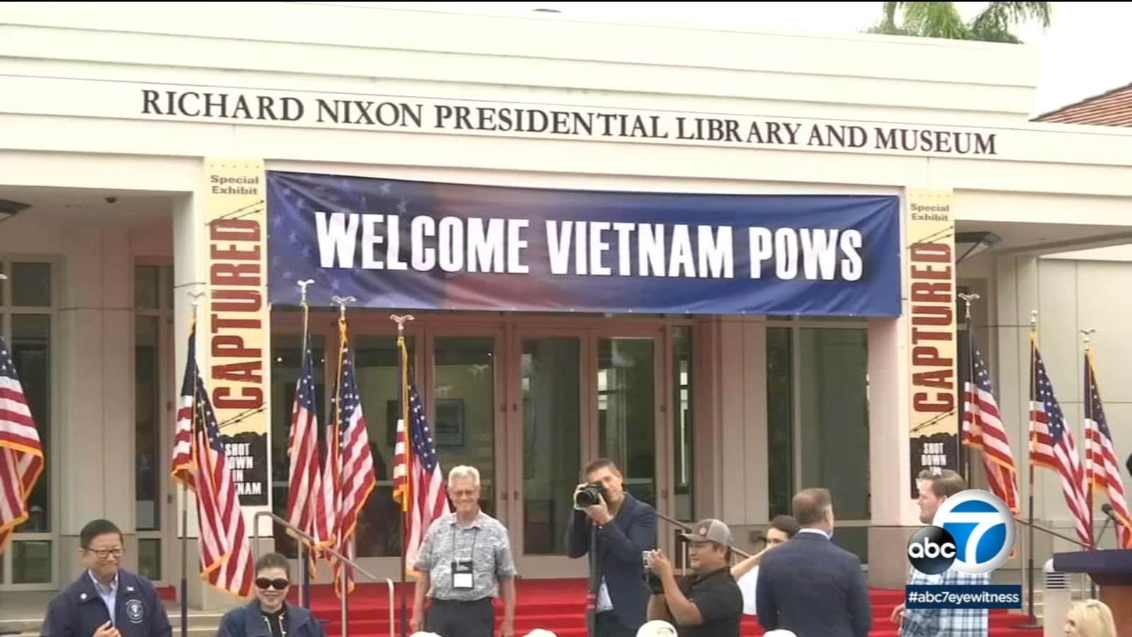 Vietnam prisoners of war reunite at Richard Nixon Presidential Library ...