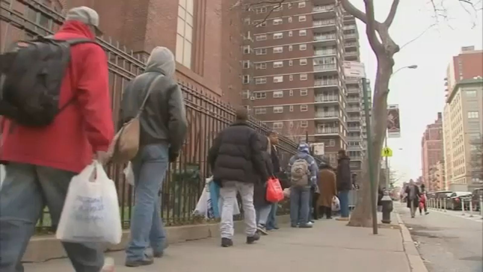 NYC Migrants: City opening temporary respite centers to house asylum ...