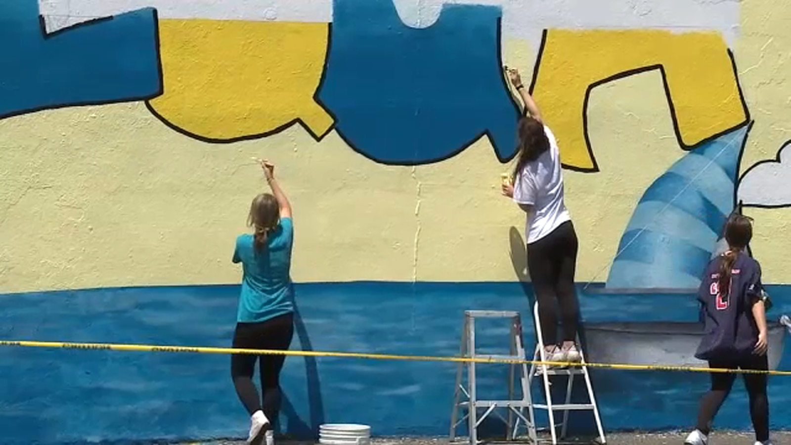 Native American mascot: Mural of indigenous chief mascot going up near ...