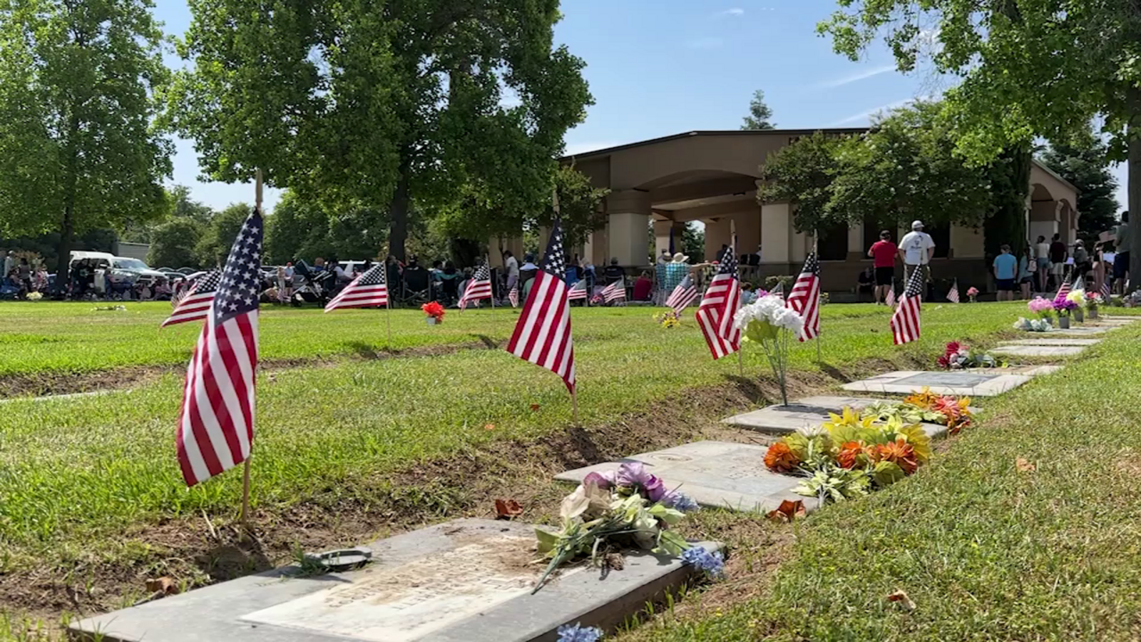 Fallen service members honored during Memorial Day ceremony in Visalia ...