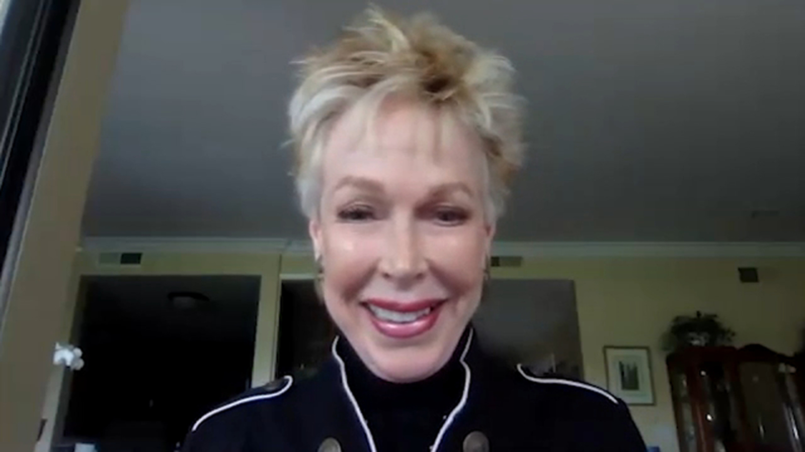 Jan Daley hits the right note! 78-year-old singer's song on the chart ...