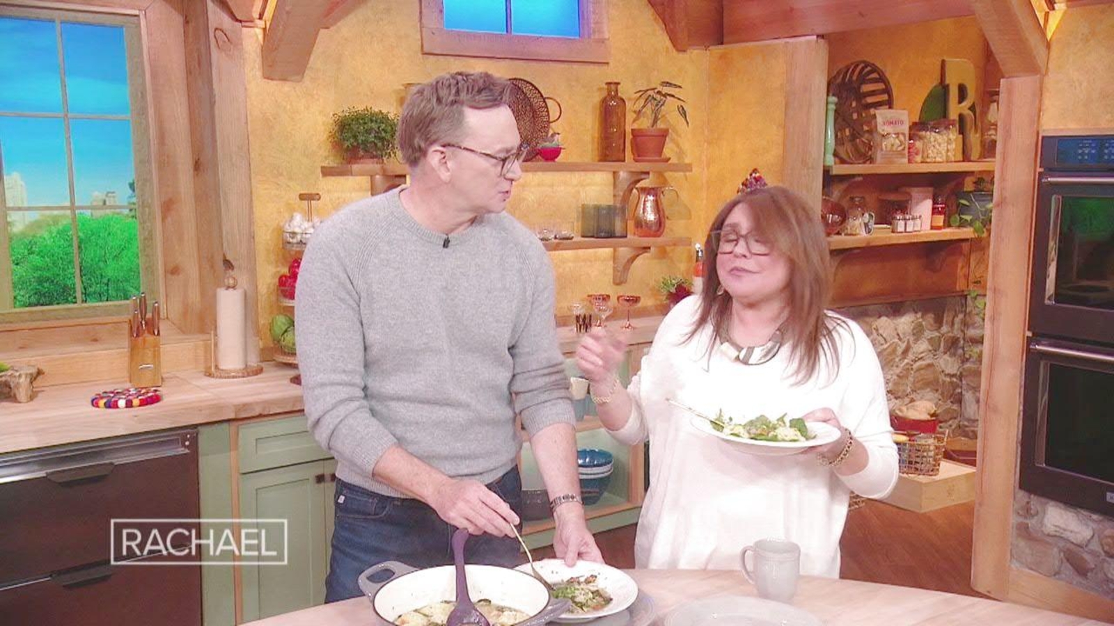 Clinton Kelly Is Back and Showing Us Inside His Stunning Connecticut ...