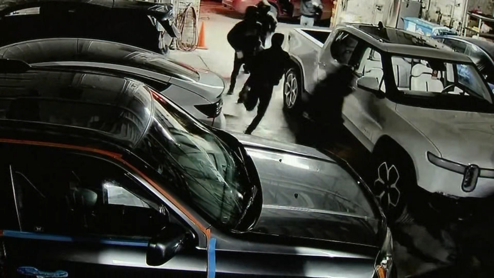 Chicago police send out alert about massive rash of car thefts in ...