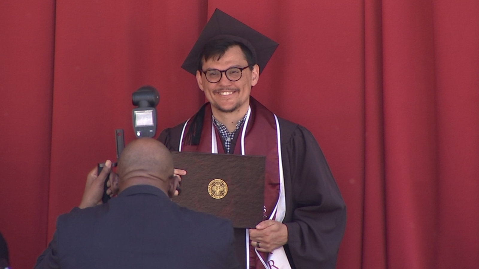 University of Chicago graduation 2023: US Navy veteran who spent 10 ...