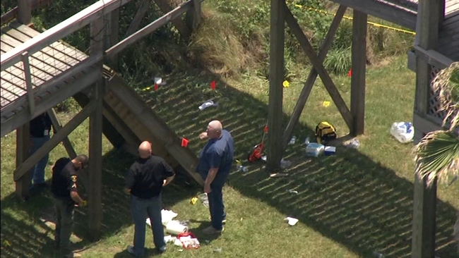 Surfside Beach, Texas walkway collapse: 2 teens still hospitalized, 17 ...