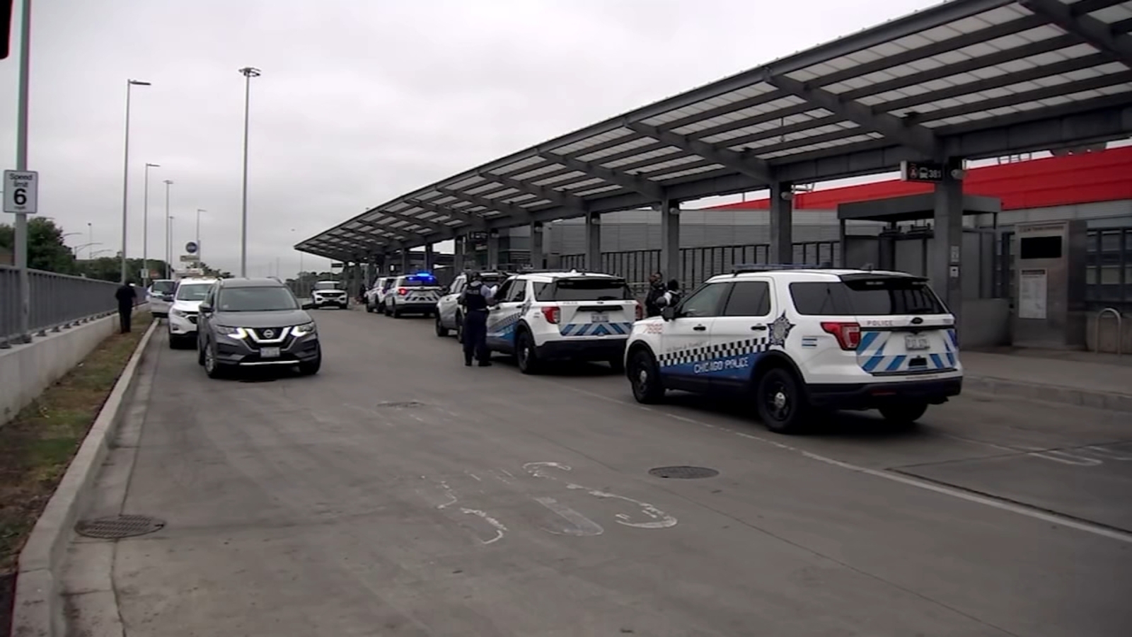 Chicago shooting today: 4 injured after shots fired at 95th Red Line ...